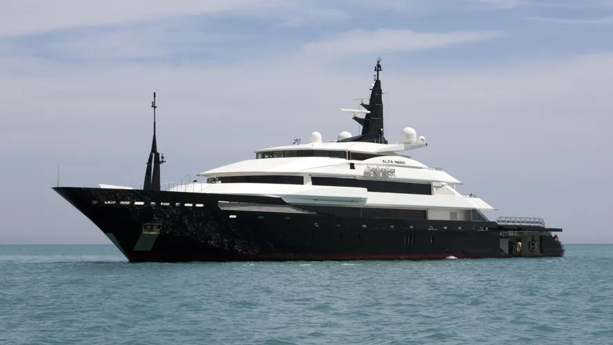 Alfa Nero yacht (Oceanco, 81.27m, 2007)